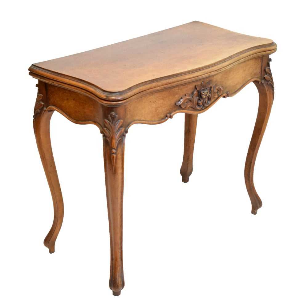 Lot 361 - Late 19th Century French walnut serpentine