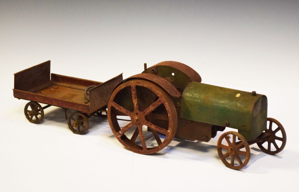 Lot 374 - Vintage Structo Toys clockwork tractor with