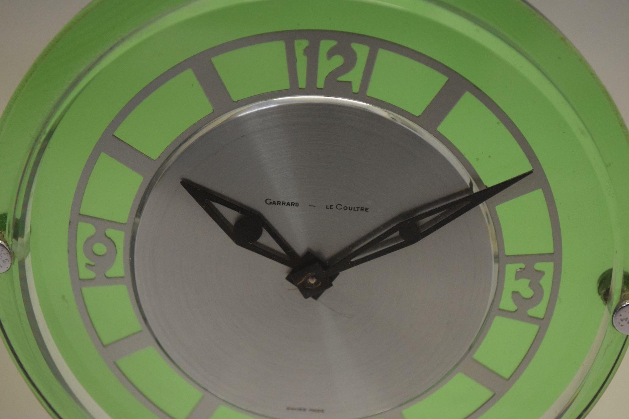 Lot 460 - Garrard Le Coultre Art Deco mantel clock