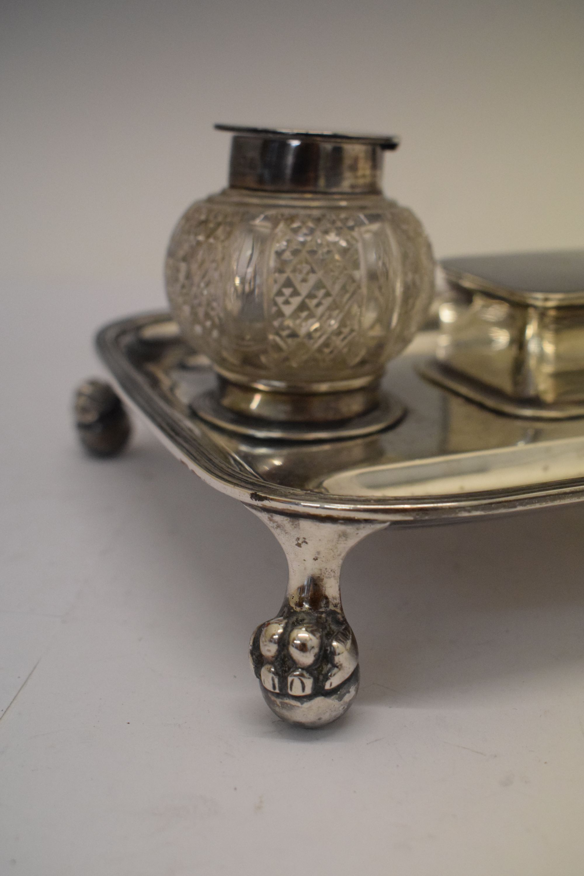 Lot 154 - Edwardian silver desk stand