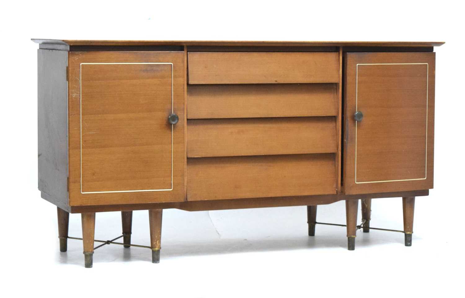 Lot 489 - Beautility walnut sideboard