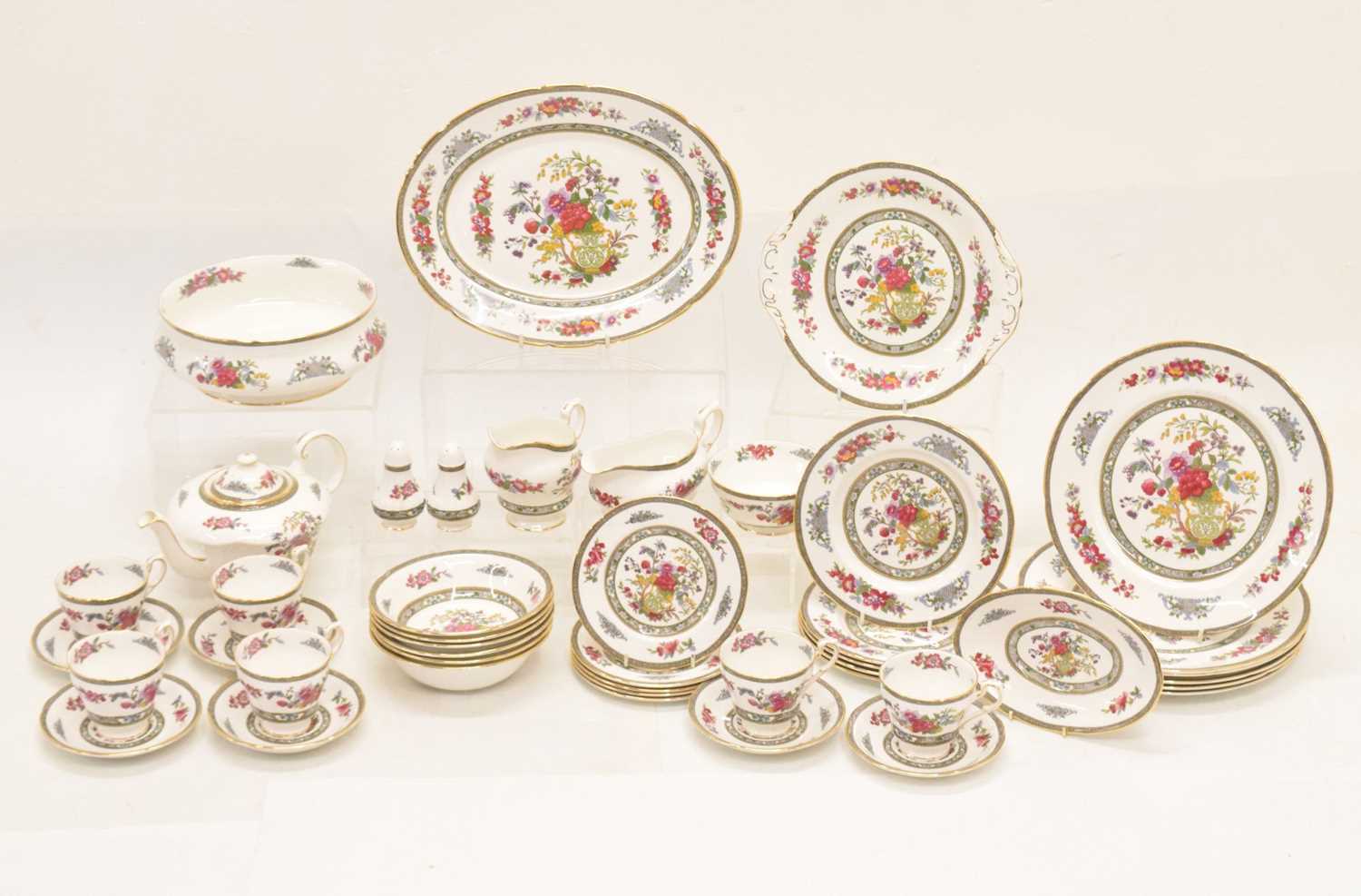 Lot 472 - Paragon 'Tree of Kashmir' six-person service