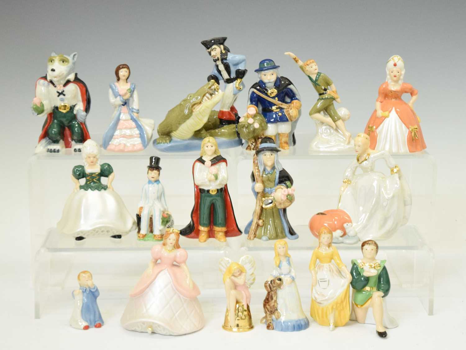 Lot 418 - Quantity of boxed Wade figures