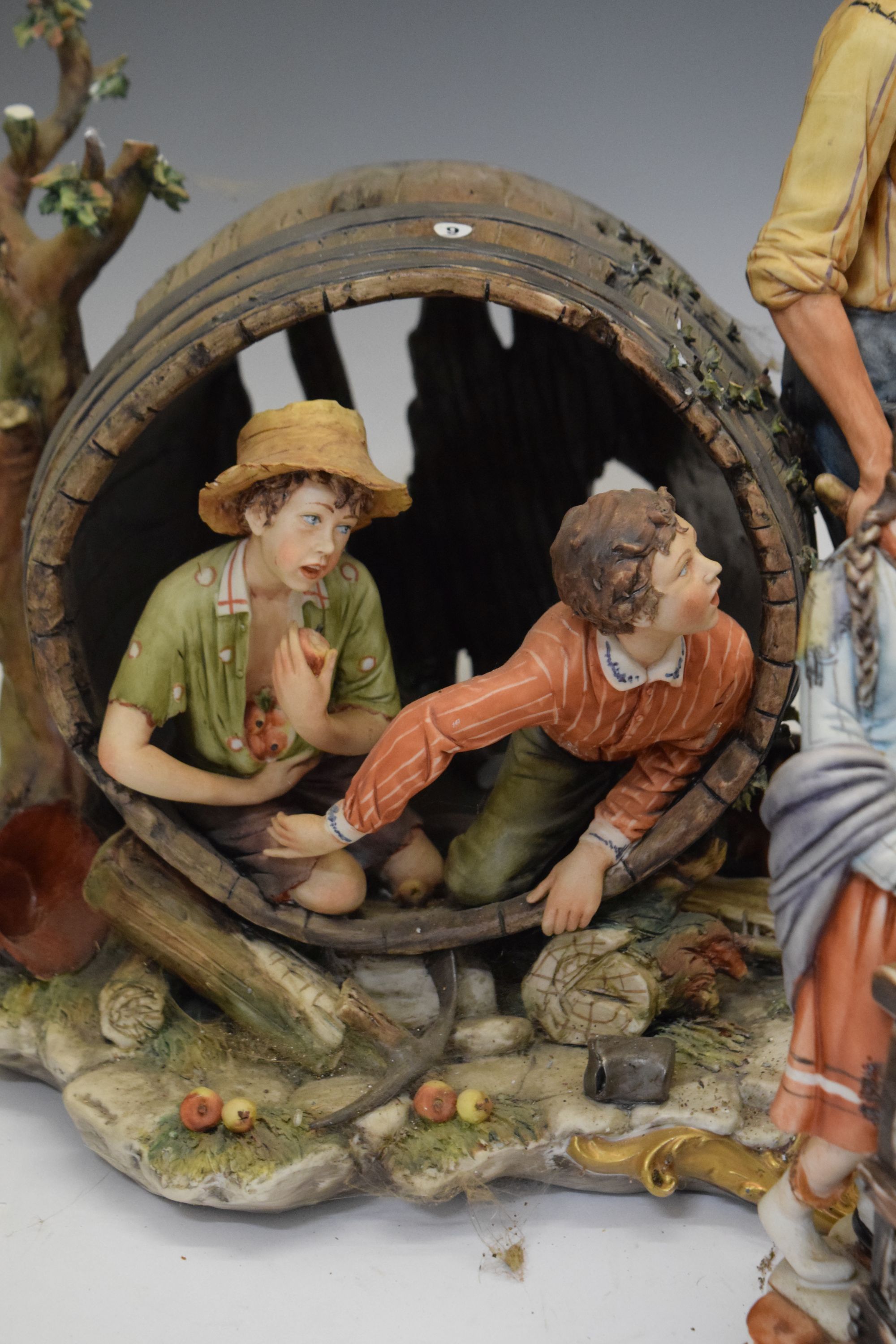 Lot 283 - Assorted Capodimonte figures