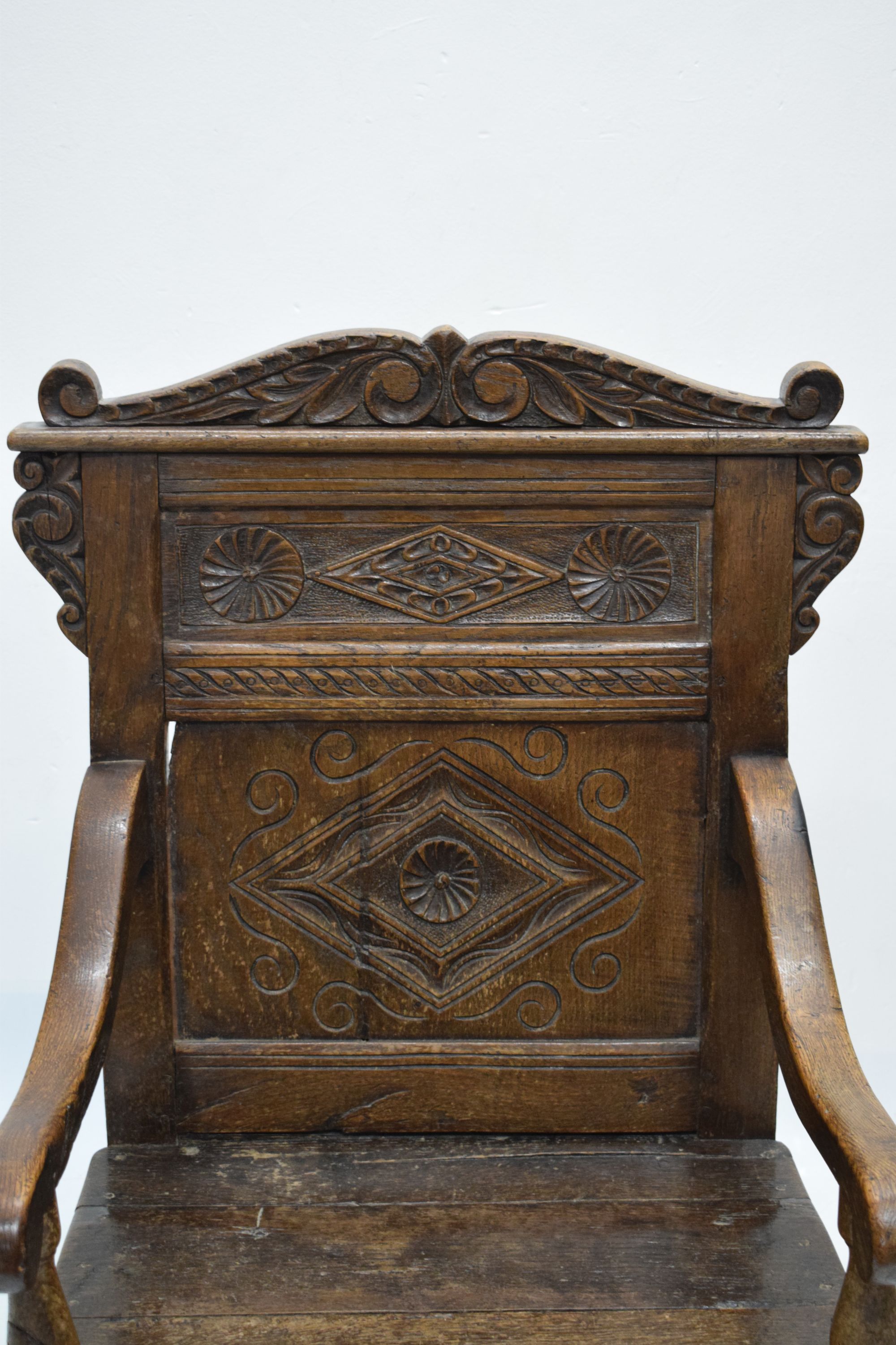 Lot 406 - 17th century and later oak wainscot chair