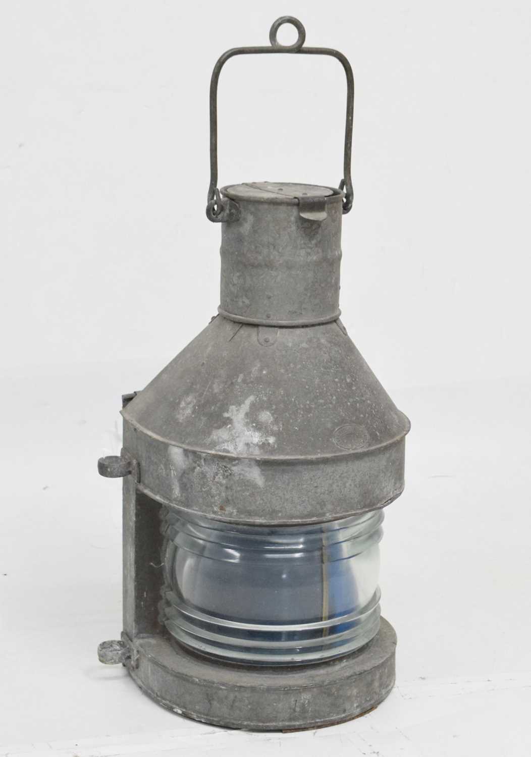 Lot 382 - Eli Griffiths & Sons, Birmingham ships lamp
