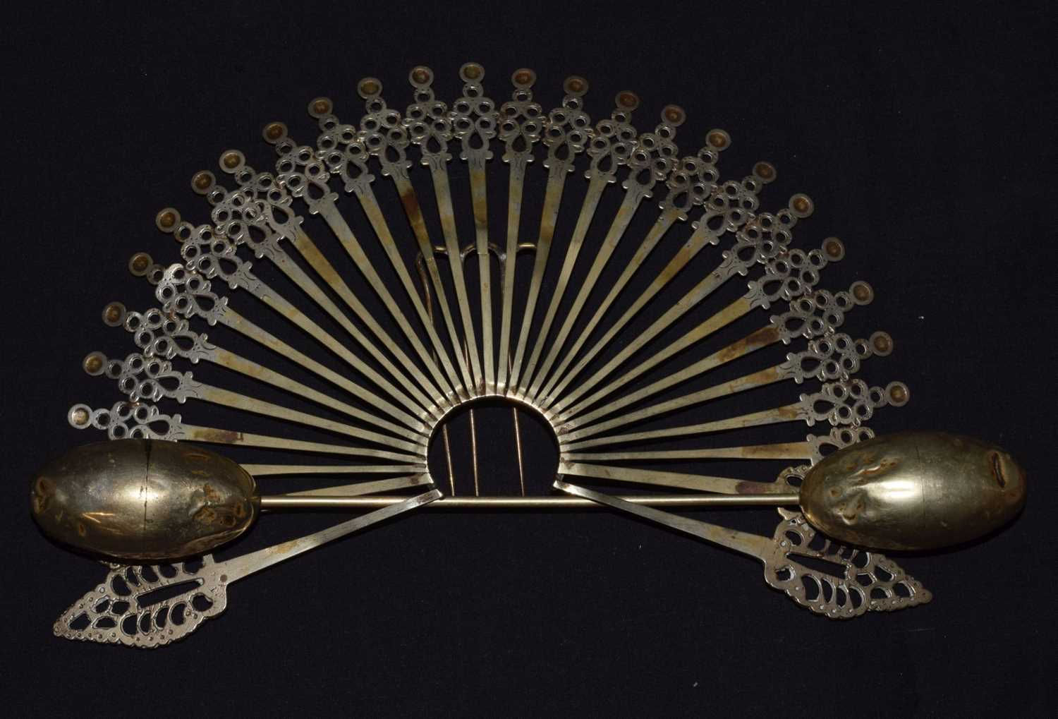Lot 192 - Italian La Raggiera or Guazza formal