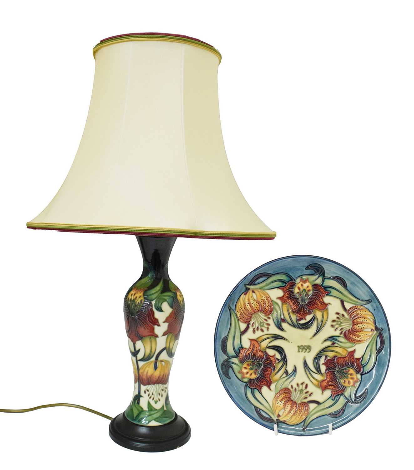 Lot 312 - Moorcroft pottery - Tiger Lily pattern table