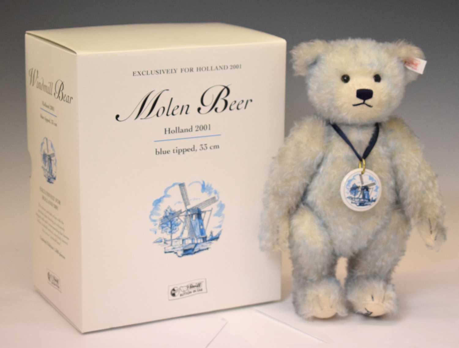 Lot 522 - Steiff - Limited edition 'Molen Beer'