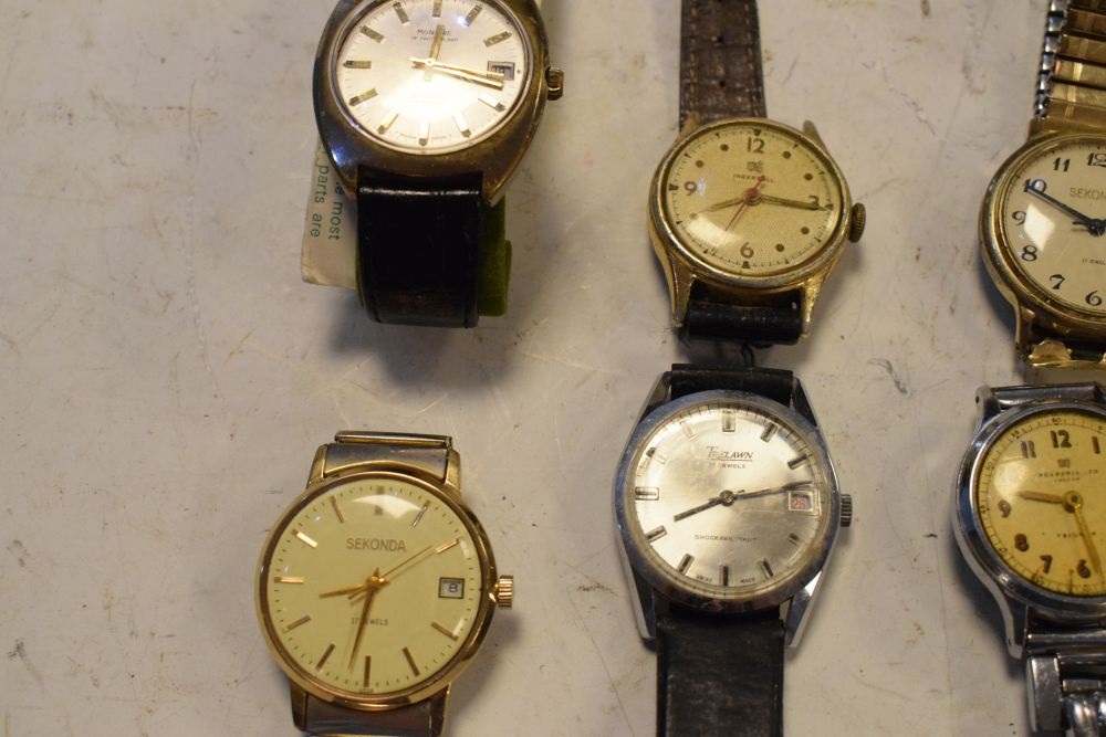 Lot 144 - Assorted vintage watches