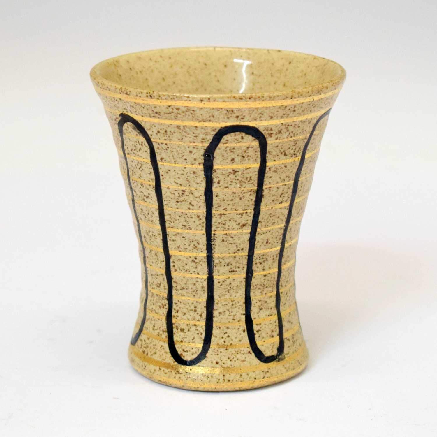 Lot 541 - Clarice Cliff (Newport pottery) 'Bizarre'