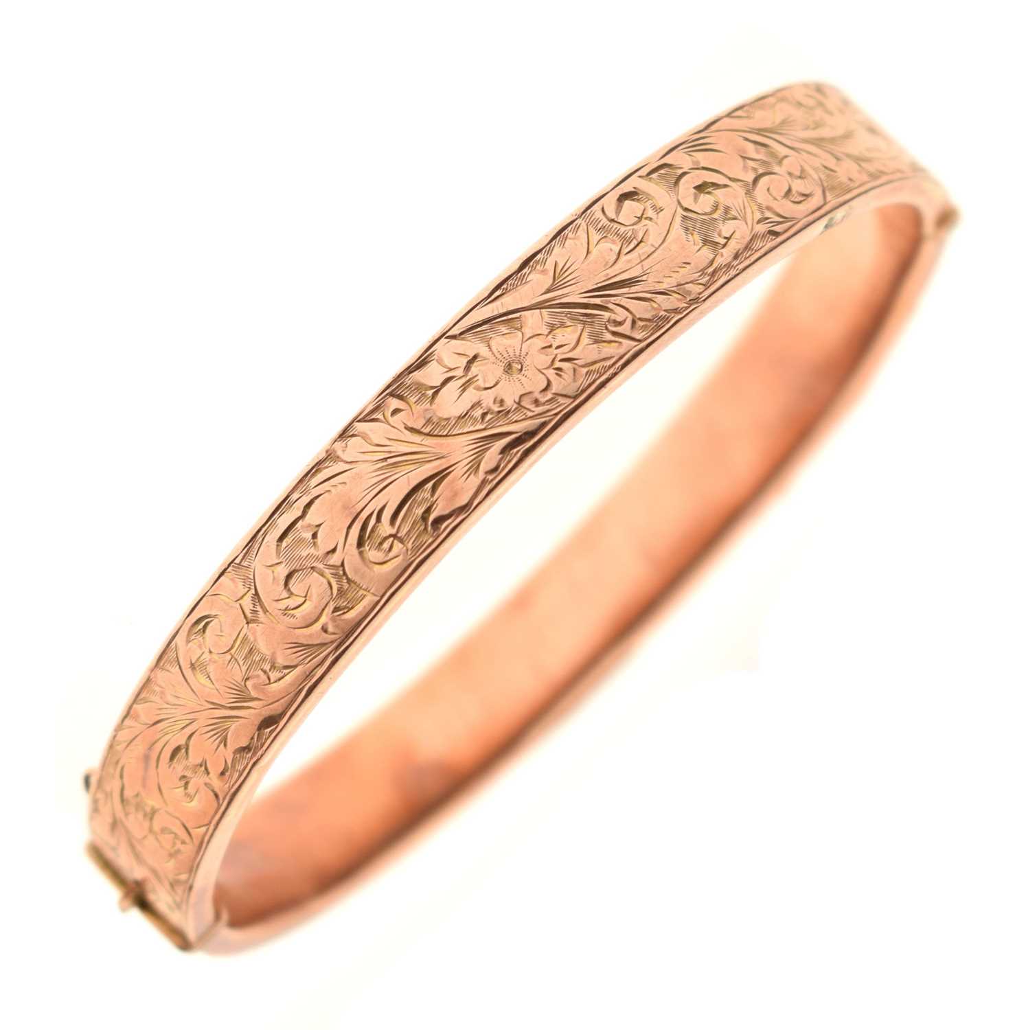 Lot 104 - Early 20th century 9ct rose gold snap bangle