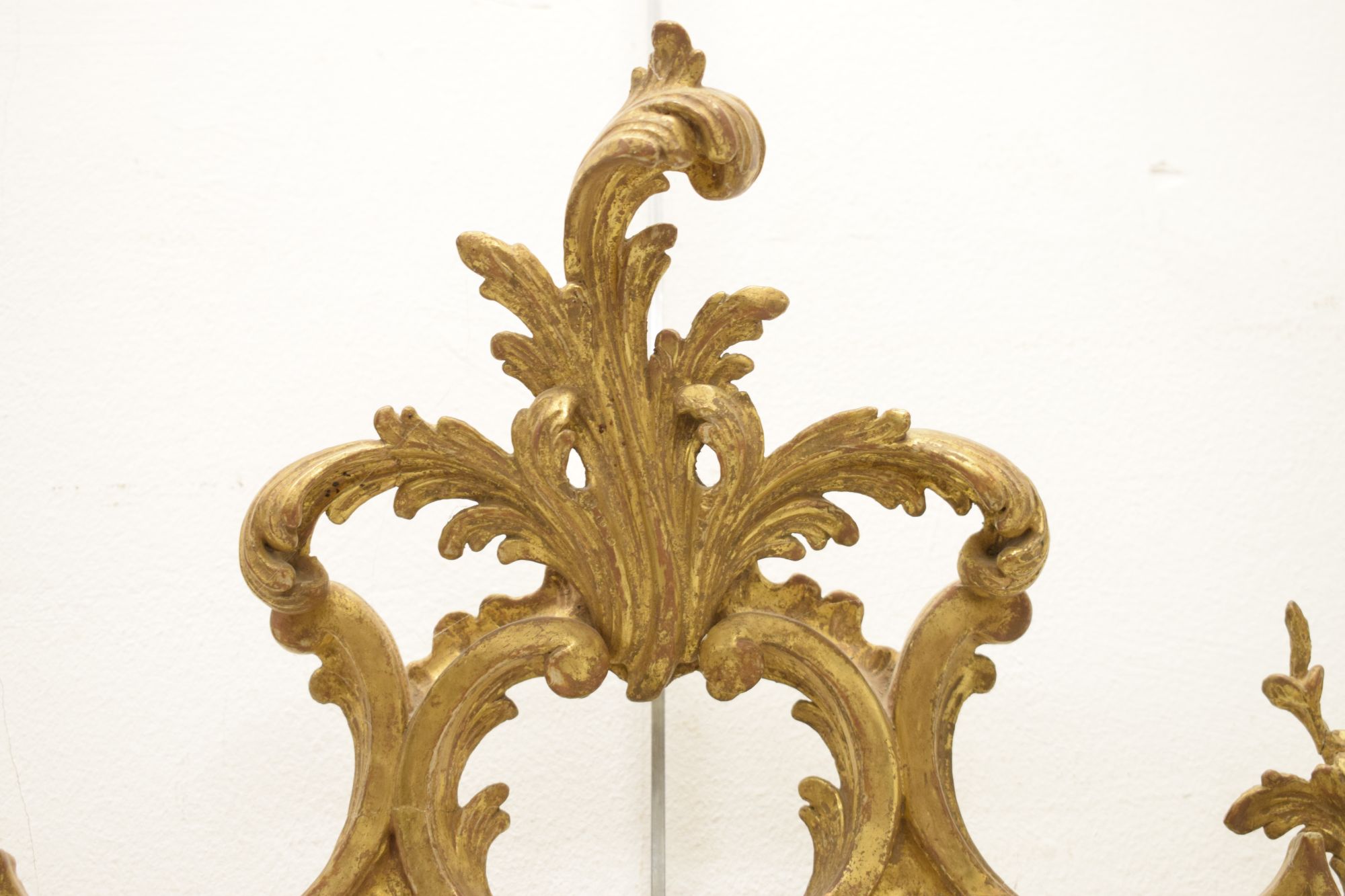 Lot 474 - George III Chippendale-style giltwood and