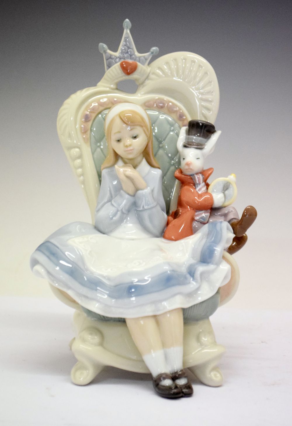 Lot 429 - Lladro porcelain Privilege Gold figure,
