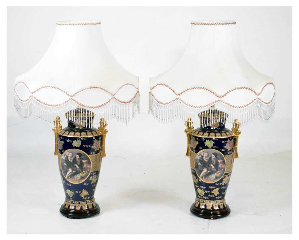 Lot 538 - Pair of Continental style lamp bases and