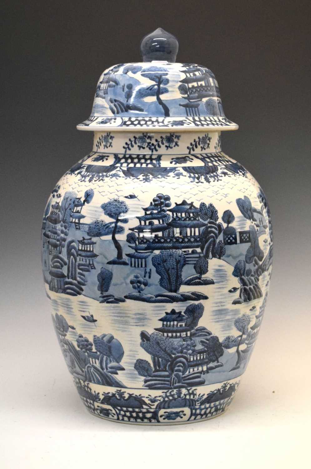 Lot 540 - Large modern Willow pattern jar with cover
